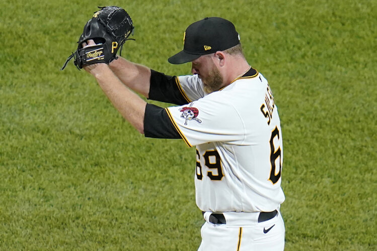 Dodgers cruise by Pirates, 11-1 | News, Sports, Jobs - The Vindicator